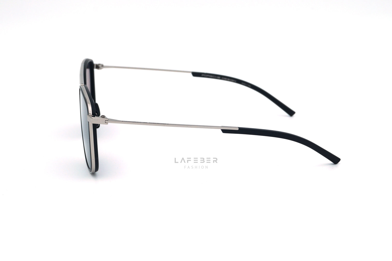 Porsche Design P8692